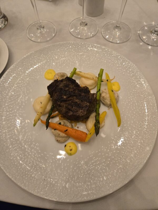 7 Reasons You'll Want To Try The Unique Chef’s Table Experience On Your ...